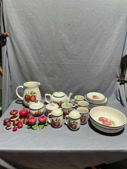 China Pearl ‘Casuals’ Apple Design Ceramic 24-piece Dishware set ...