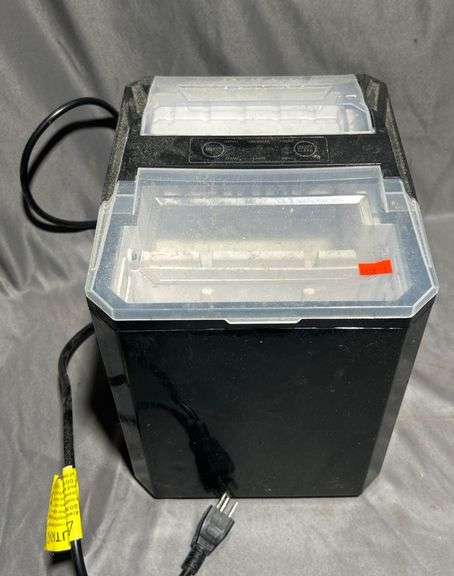 Compact Countertop Ice Maker Mo. WBJ-10D with Power Cord - Metzger ...