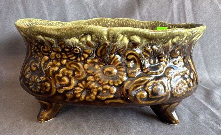 Hull Pottery Footed Planter with Floral Relief Design 7”x3.5” - Metzger ...