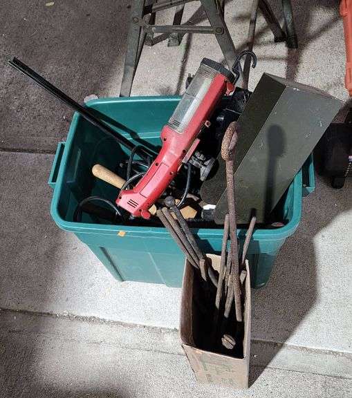 Craftsman Work Light and Assorted Metal Rods - Metzger Property ...