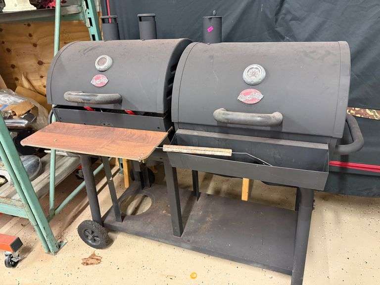 Char-Griller Dual Function Grill and Smoker with Side Shelves, Untested ...