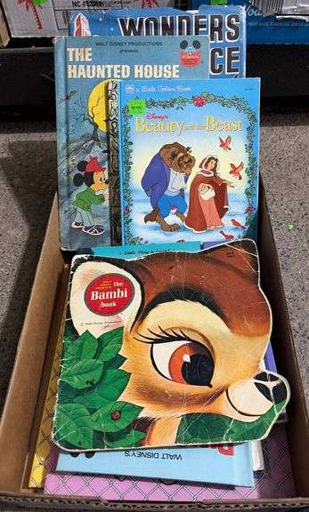 Walt Disney Storybooks Featuring Iconic Characters Inc. Beauty and The ...