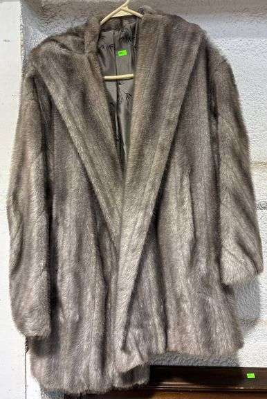 Mink Fur Coat with Labeled Satin Lining by Fishman’s Fort Wayne 18 ...