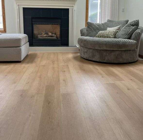 372 Sq. Ft. Select Surfaces Riverside Rigid Core Vinyl Flooring With 4 ...