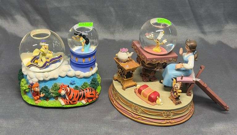 Disney Musical Snow Globe Featuring Aladdin and Disney Beauty & the ...