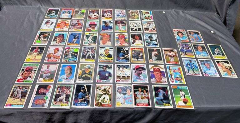 Baseball Trading Cards Featuring Notable Players Inc. Tom Seaver ...