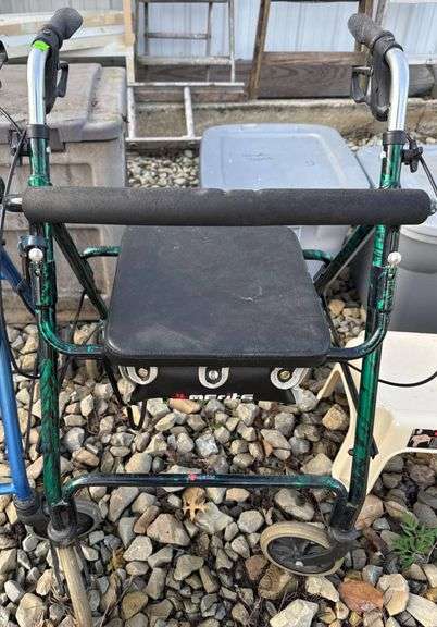 Merits Rolling Walker With Seat and Hand Brakes 20 x 35 x 20 - Metzger ...
