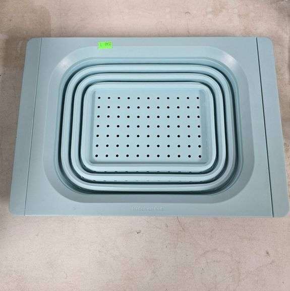 KitchenAid Expandable Colander with Collapsible Design - Metzger ...