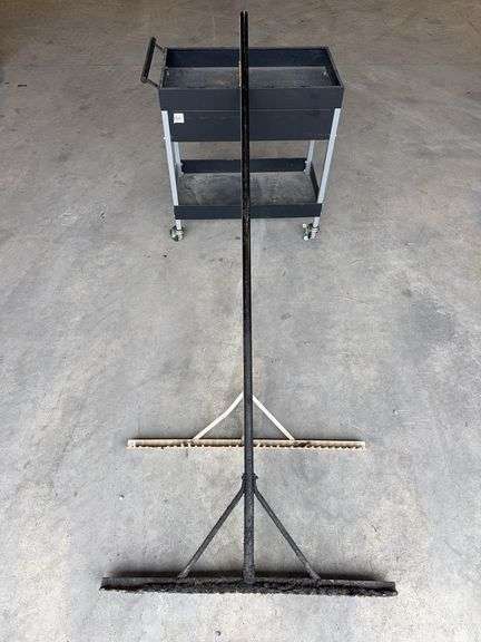 2 Asphalt Rakes - Jardine Auctioneers Inc.