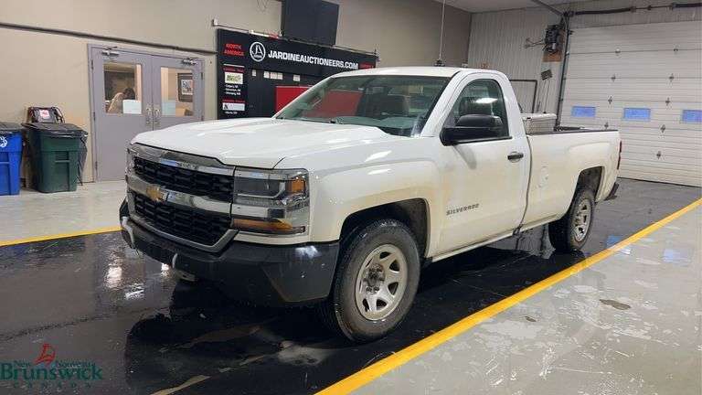 2016 Chevrolet Silverado 1500 4x2 Work Truck 2dr Regular Cab 6.5 ft. SB - Jardine Auctioneers Inc.
