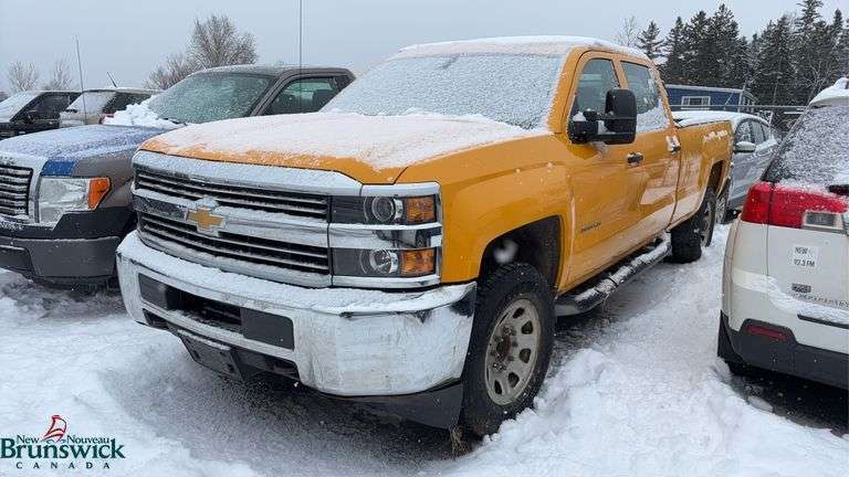 2016 Chevrolet Silverado 3500HD 4x2 Work Truck 4dr Crew Cab SRW - Jardine Auctioneers Inc.