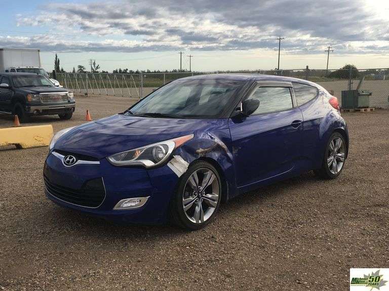 2013 Hyundai Veloster Base - Michener Allen Auctioneering Ltd