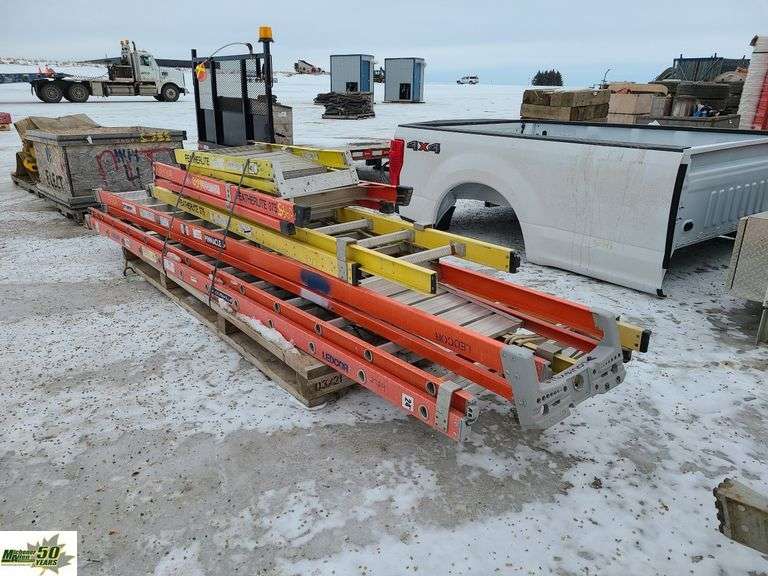 Assorted Lengths of Ladders-1 Pallet - Michener Allen Auctioneering Ltd