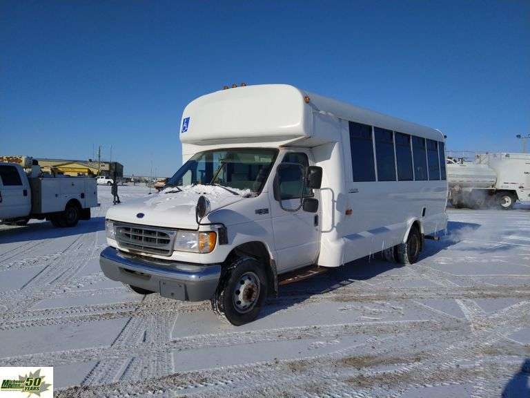 2000 Ford E-Series Chassis E-450 S/A 13 Passenger Bus - Michener Allen ...