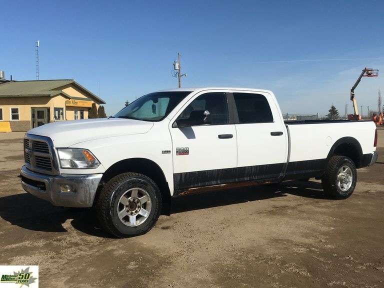 2011 Ram 2500 4x4 SLT Crew Cab 8 ft. LB - Michener Allen Auctioneering Ltd