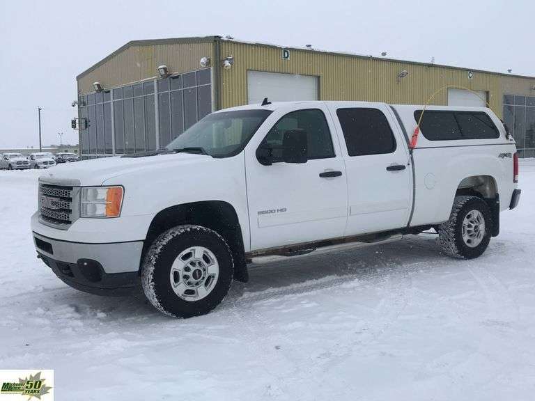 2014 GMC Sierra 2500HD 4x4 SLE Crew Cab W. Canopy - Michener Allen ...