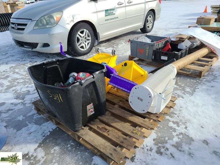 Mop Bucket, Swiffer Mop, Air Filter, Stool, Assorted Parts-1 Pallet ...