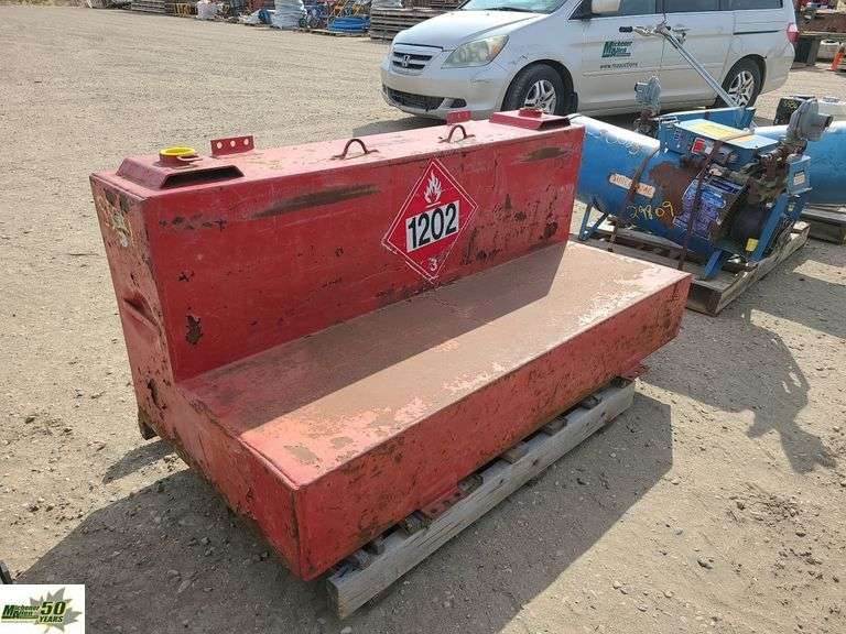 Fuel Tank-1 Pallet - Michener Allen Auctioneering Ltd