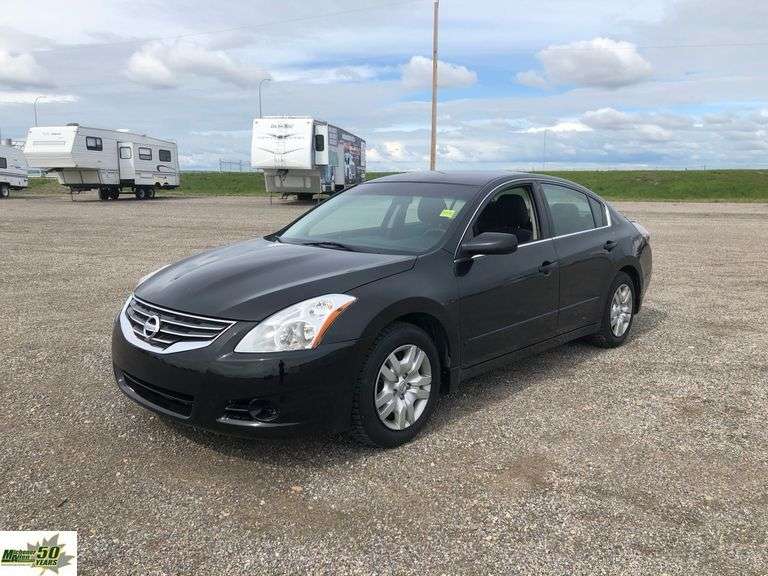 2012 Nissan Altima 2.5 S 4dr Sedan - Michener Allen Auctioneering Ltd