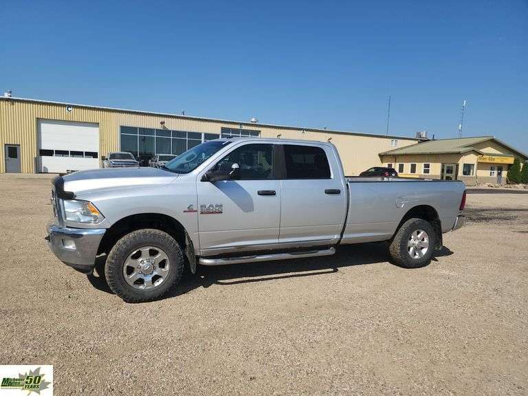 2015 Ram 3500 4x4 SLT Crew Cab 8 ft. LB SRW Diesel - Michener Allen ...