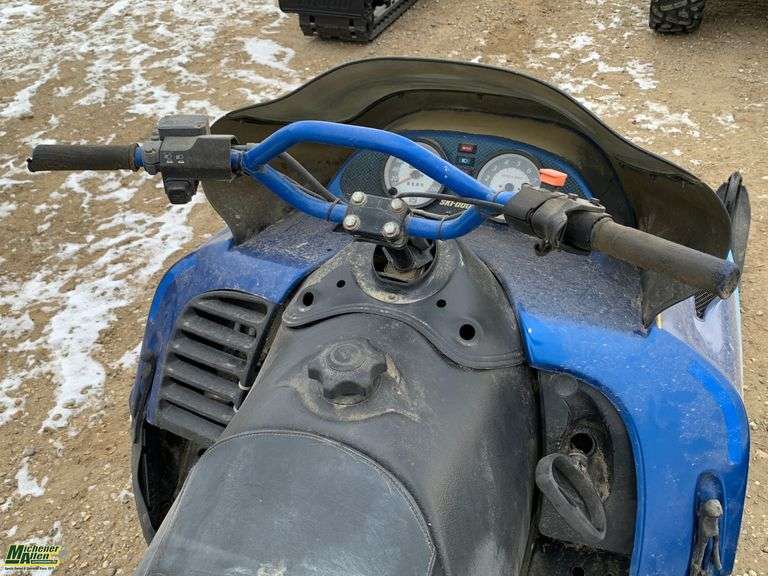 1996 Ski-Doo Summit Rotax 670 Snowmobile - Michener Allen Auctioneering Ltd