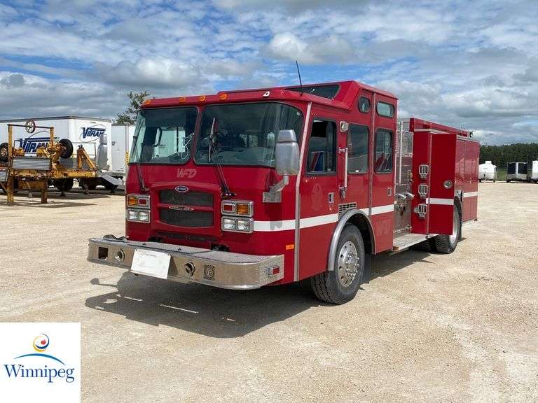 2004 Typhoon E-ONE 41006 Truck S/A Pumper Truck - Michener Allen Auctioneering Ltd