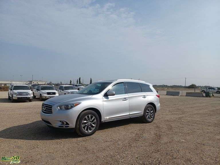 2013 Infiniti JX35 AWD 3rd Row SUV - Michener Allen Auctioneering Ltd