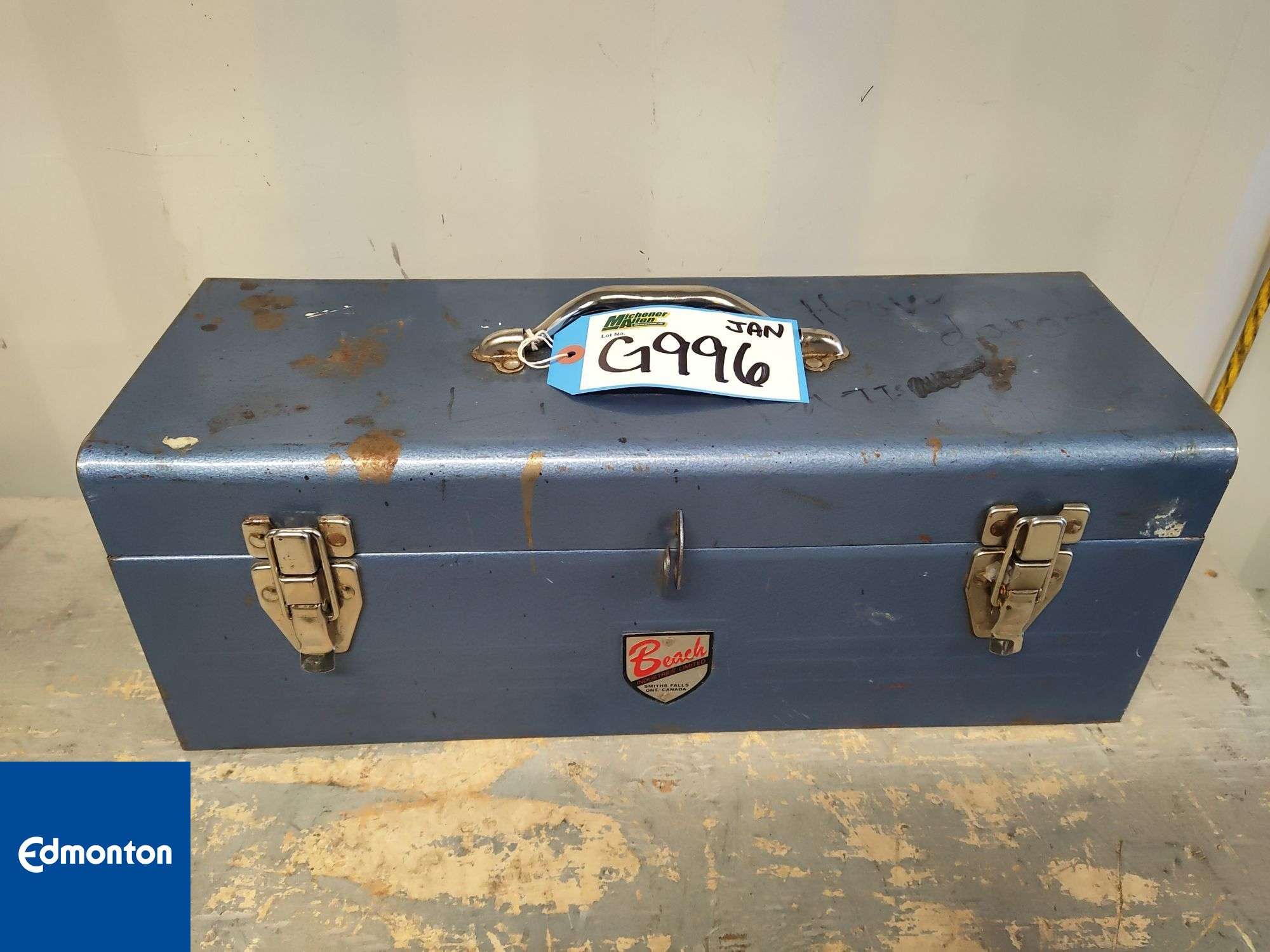 Beach tool box store