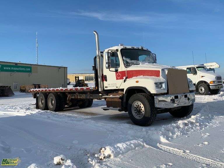 2012 Freightliner 114 SD T/A Deck Truck - Michener Allen Auctioneering Ltd
