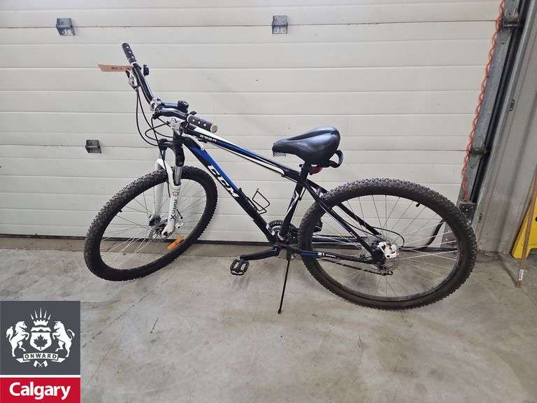 Black Men's CCM Bike - Michener Allen Auctioneering Ltd