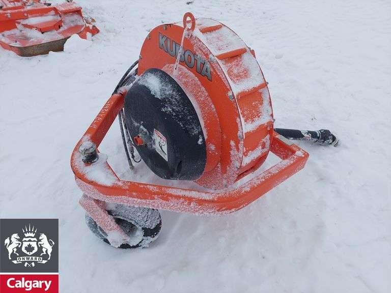 3 PT Hitch Leaf Blower Kubota F25350 - Michener Allen Auctioneering Ltd