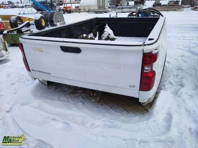 8ft Chevrolet Silverado Truck Box - Michener Allen Auctioneering Ltd