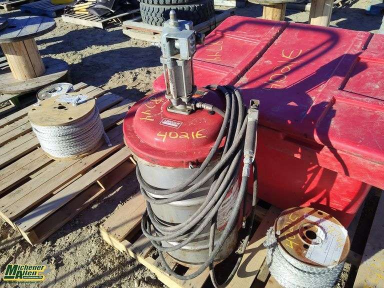 Pallet with Lincoln Pneumatic Grease Barrel Pump, Plastic Sand Storage ...