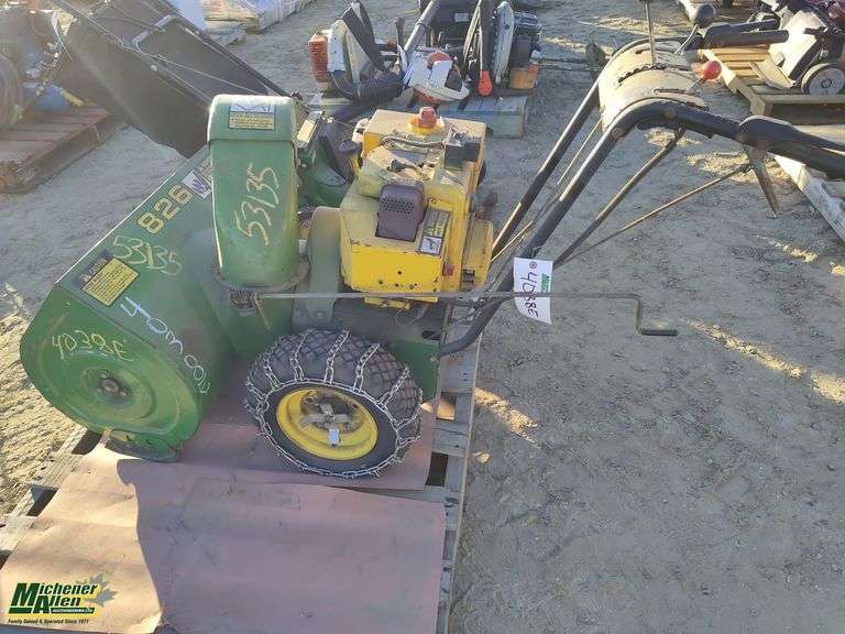 John Deere 826 Snow Blower - Michener Allen Auctioneering Ltd