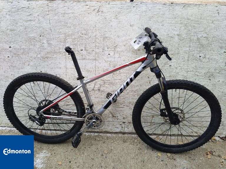 Giant Talon Bicycle - Michener Allen Auctioneering Ltd