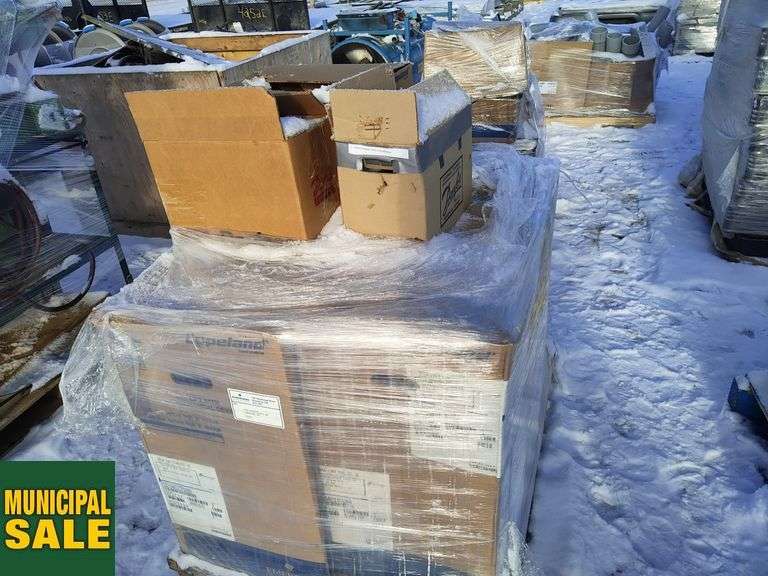 Emerson CO2 Compressors & 3 Ph 208/230V Outdoor Condensing Unit ...