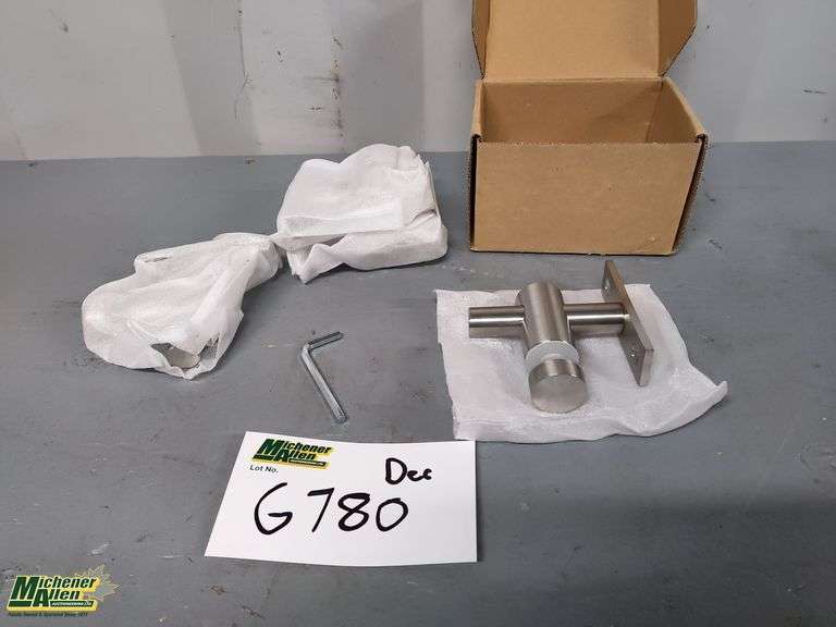 Box of 4 Glass Standoff Mount Brackets - Michener Allen Auctioneering Ltd