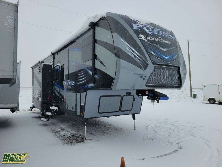 2015 Keystone Fuzion Chrome FZ345 T/A 5W Toyhauler - Michener Allen ...