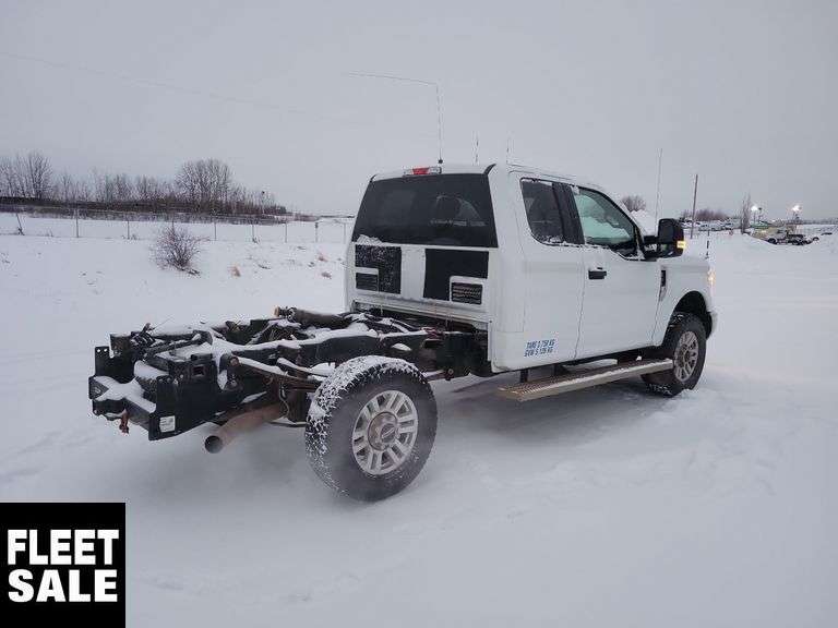 2019 Ford F-350 Super Duty 4x4 Single Rear Wheel Cab & Chassis ...