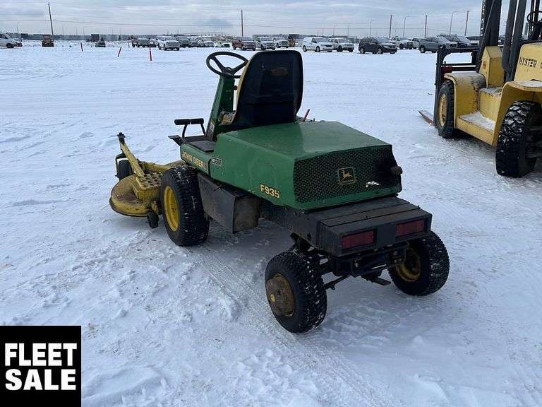 John Deere F935 Mower - Michener Allen Auctioneering Ltd