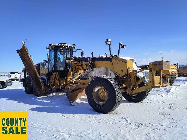 2010 CAT 14M Grader Ripper/Scarifier, Snow Wing, Front Lift Group ...
