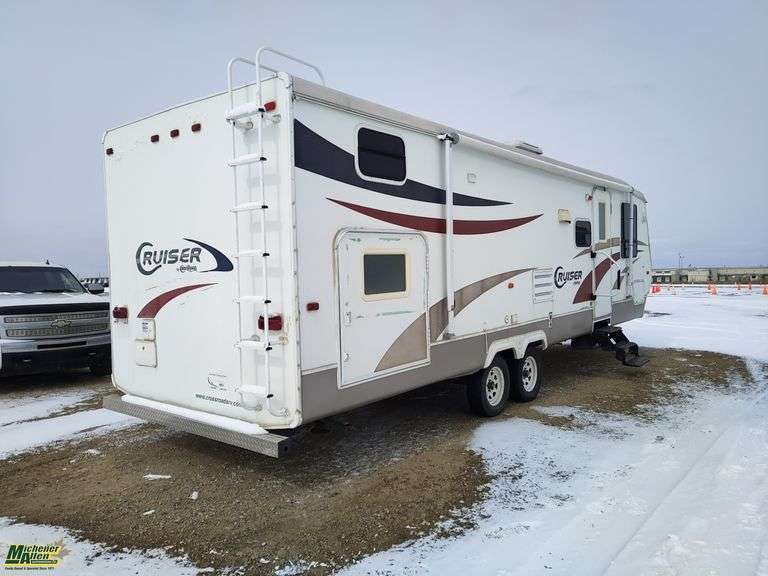 2007 CrossRoads RV Cruiser CT32BH T/A BP - Michener Allen Auctioneering Ltd