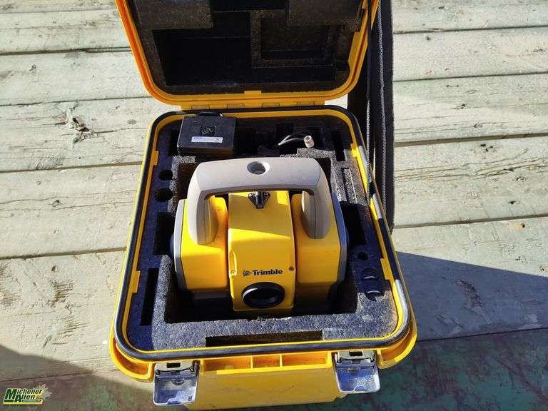 Trimble 5503 DR200+ Total Station Surveying Equipment - Michener Allen ...