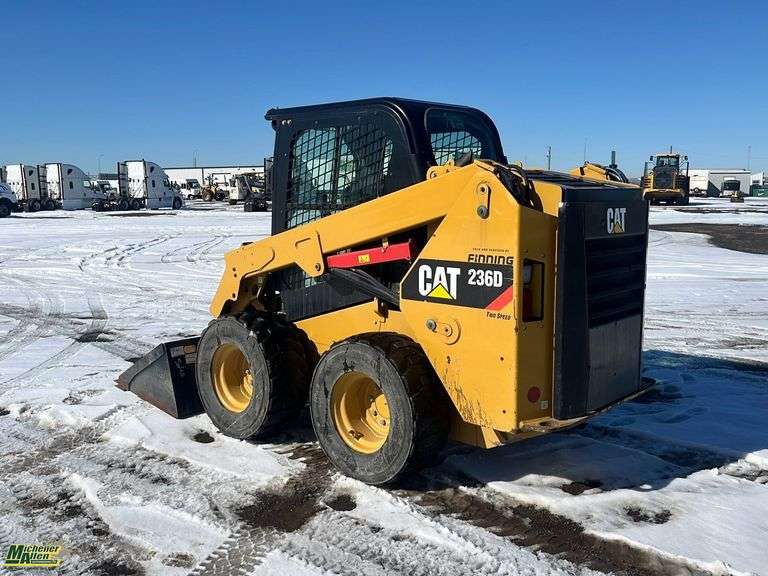 2019 Caterpillar 236D Tracked Skidsteer - Michener Allen Auctioneering Ltd