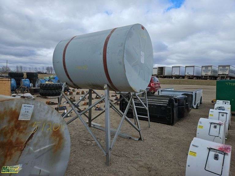 Westeel 500 Gallon Fuel Tank on Stand - Michener Allen Auctioneering Ltd