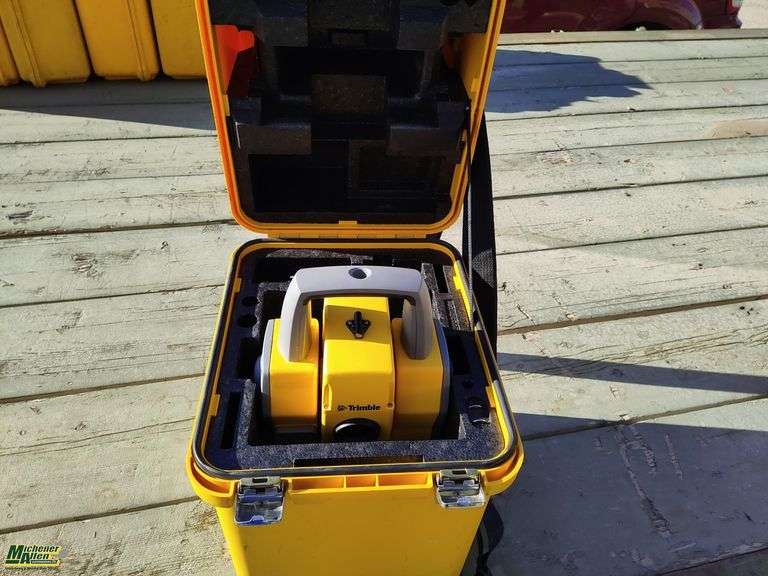 Trimble 5503 DR200+ Total Station Surveying Equipment - Michener Allen ...