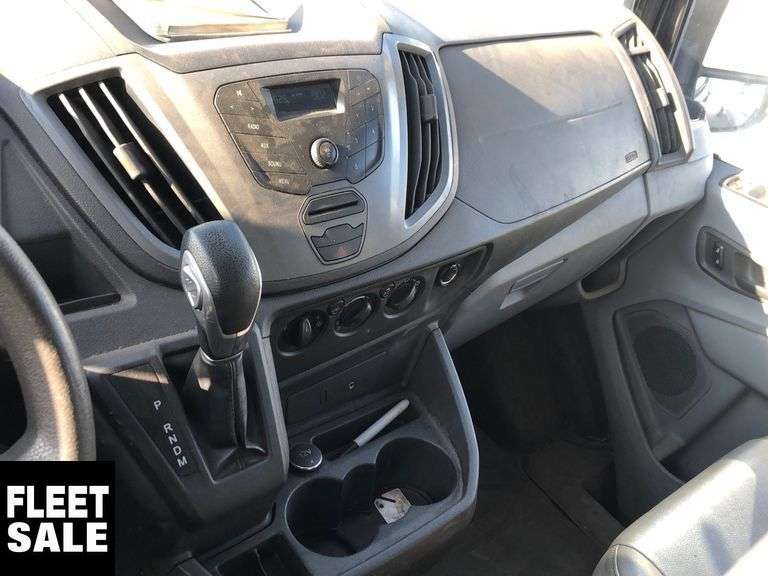 2015 Ford Transit 150 XL 3dr SWB Low Roof Passenger Van w/60/40 ...