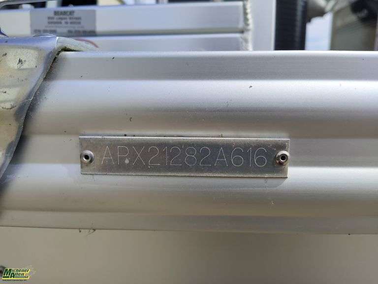 2016 Legend Fishtail Pontoon Boat w/ Karavan Trailer vin ...