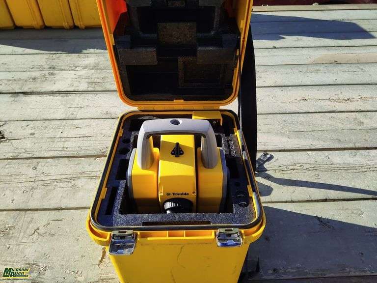 Trimble 5503 DR200+ Total Station Surveying Equipment - Michener Allen ...