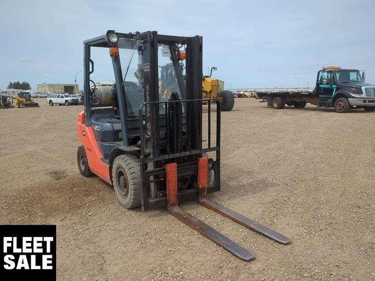 2008 Toyota 8FGU20 4000 LBS Forklift - Michener Allen Auctioneering Ltd